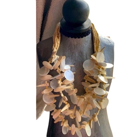unbranded | Jewelry | Beautiful Sea Shell Light Wood Beads Three Strand ...
